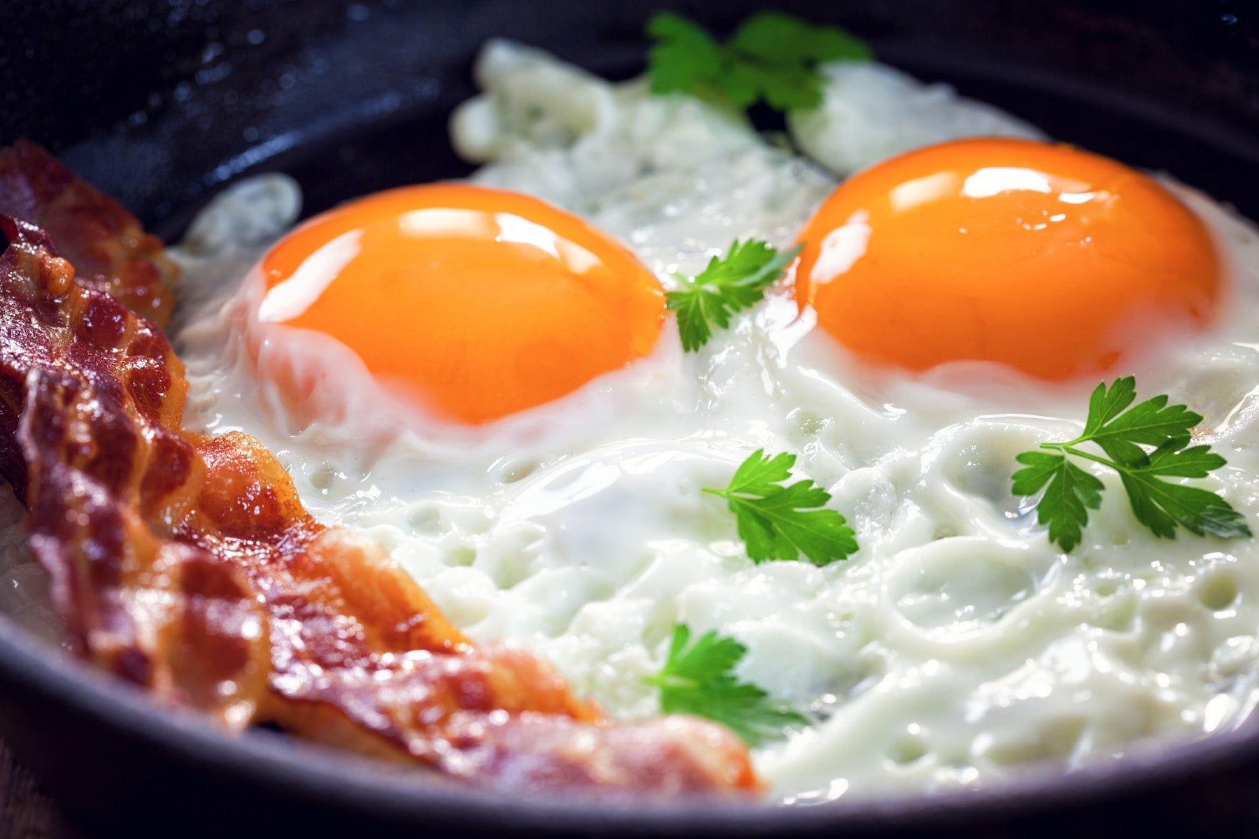 Elevating Simple Breakfasts: Skillet Techniques for Flavorful Mornings ...