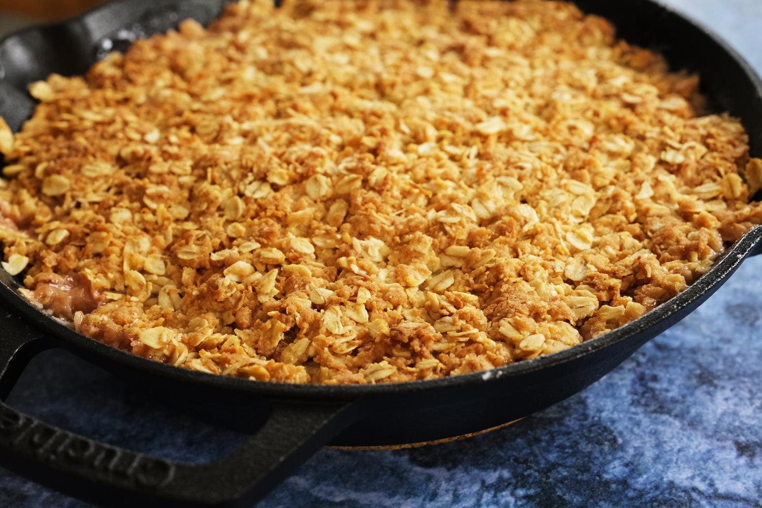 Rhubarb Pie with Oat and Coconut Crust – Crucible Cookware